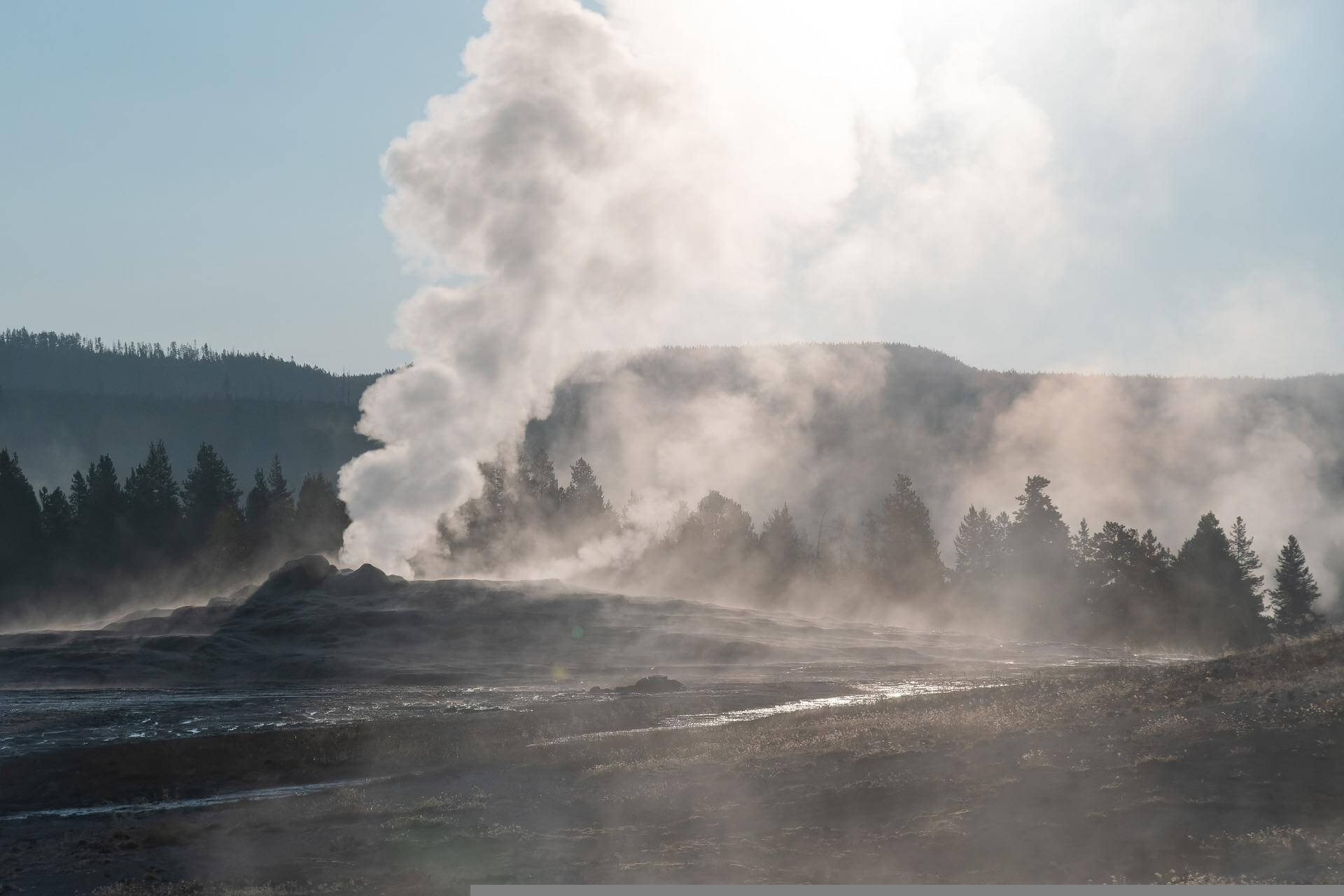 How to Visit Yellowstone After the Flood - ClaimedBaggage.com
